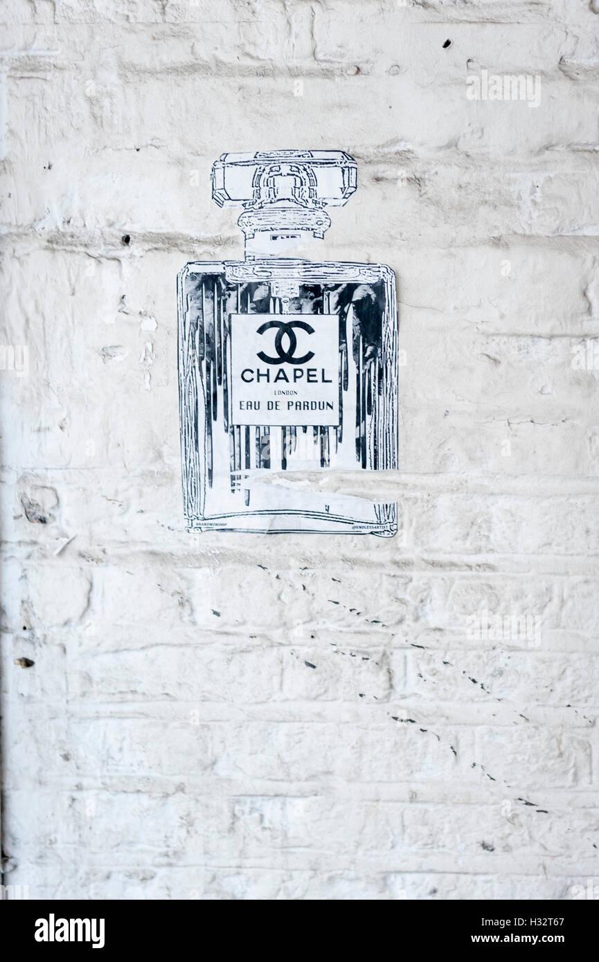 Paste up street art hi-res stock photography and images - Alamy