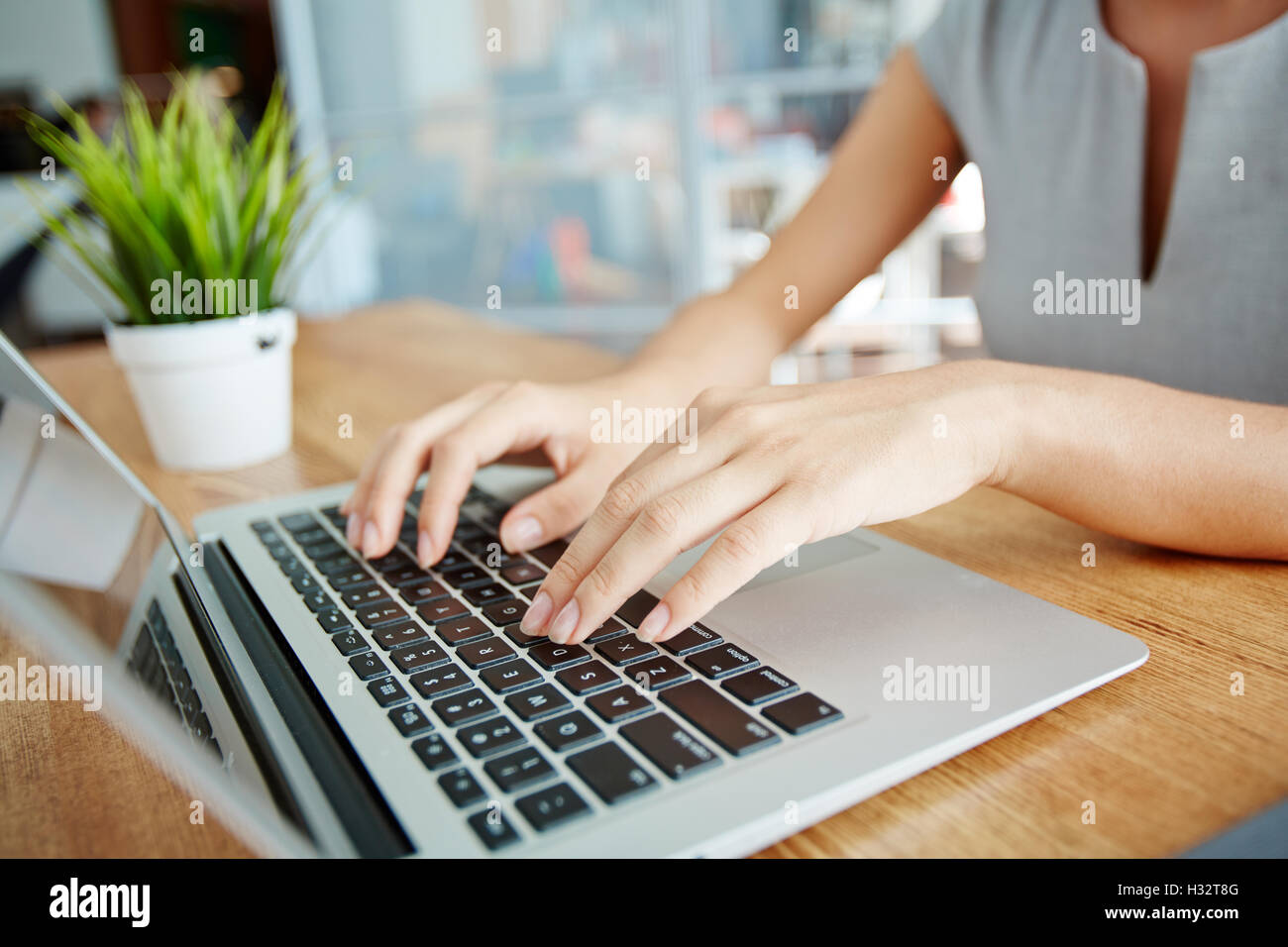 Inputting data hi-res stock photography and images - Alamy