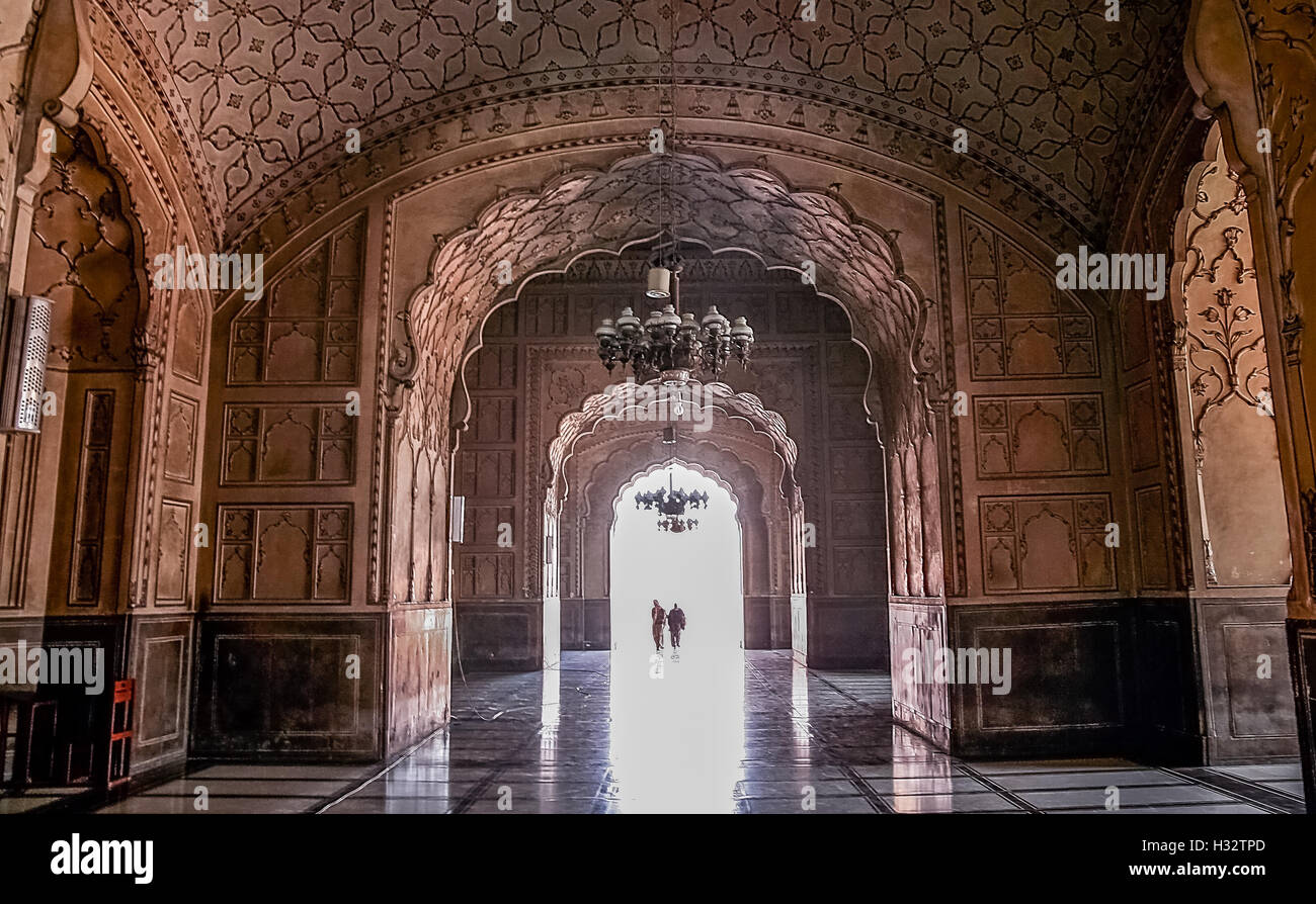 Interior of a mosque in Lahore Pakistan Stock Photo - Alamy