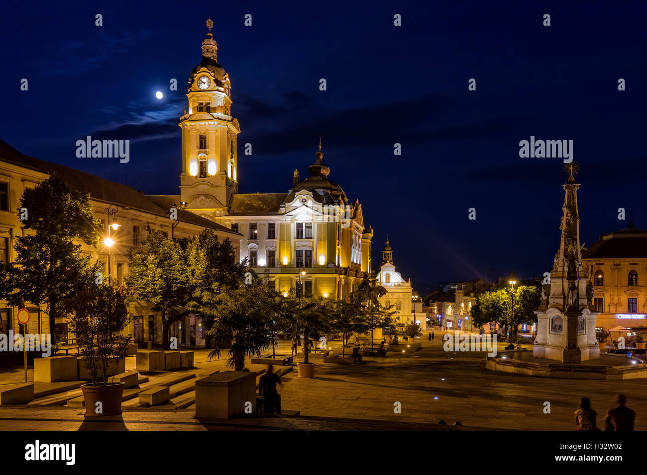 Main square by night, Pecs, Hungary Stock Photo - Alamy