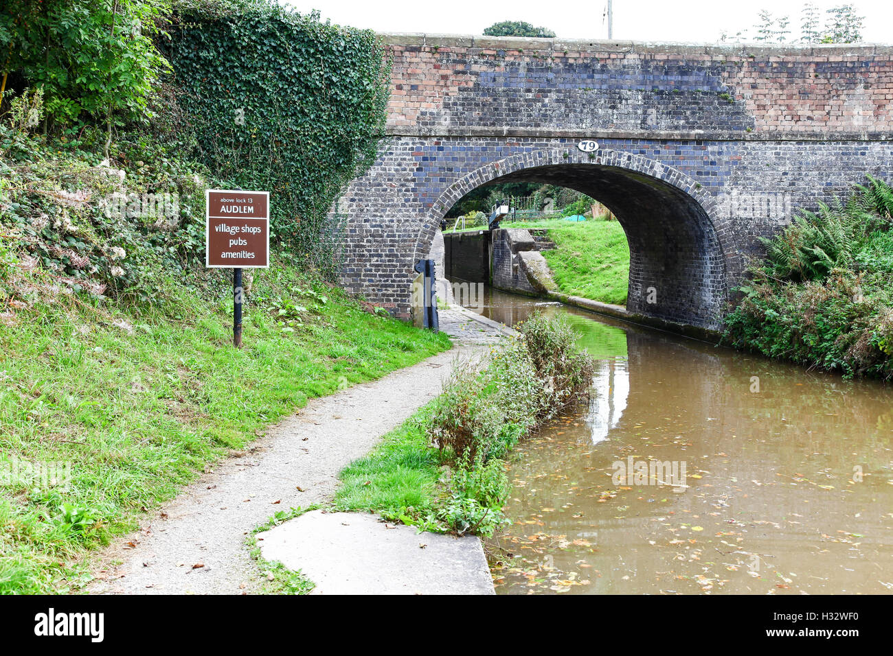 Bridge 79 hi-res stock photography and images - Alamy