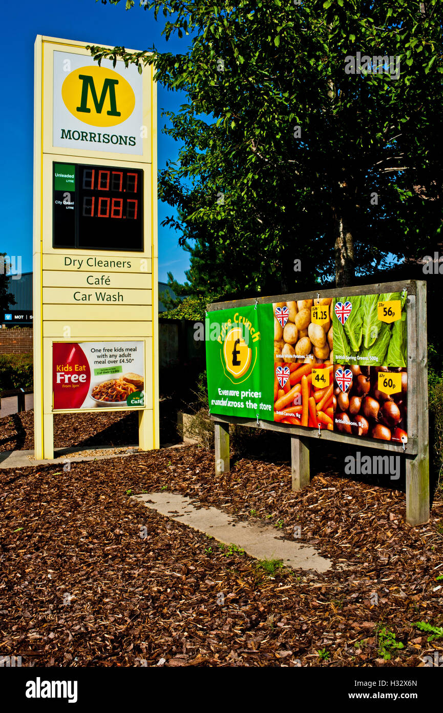 Morrisons Sign High Resolution Stock Photography and Images - Alamy