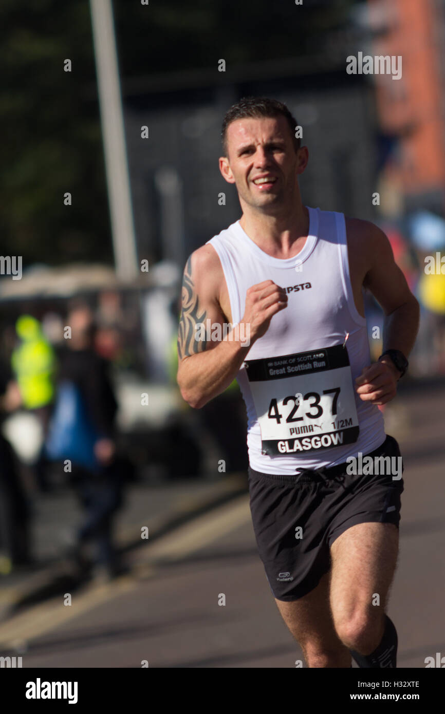 Runners on 10k and half Marathon during Great Scottish run in Glasgow ...