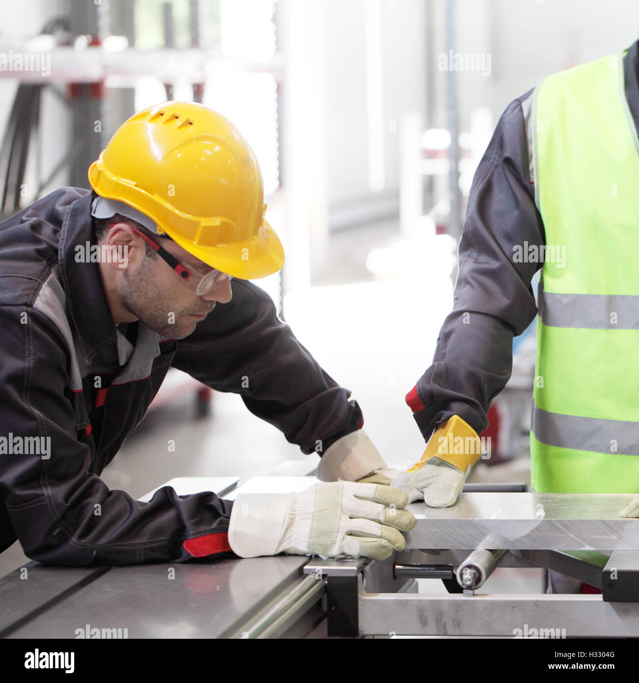 Lathe in machine shop hi-res stock photography and images - Alamy