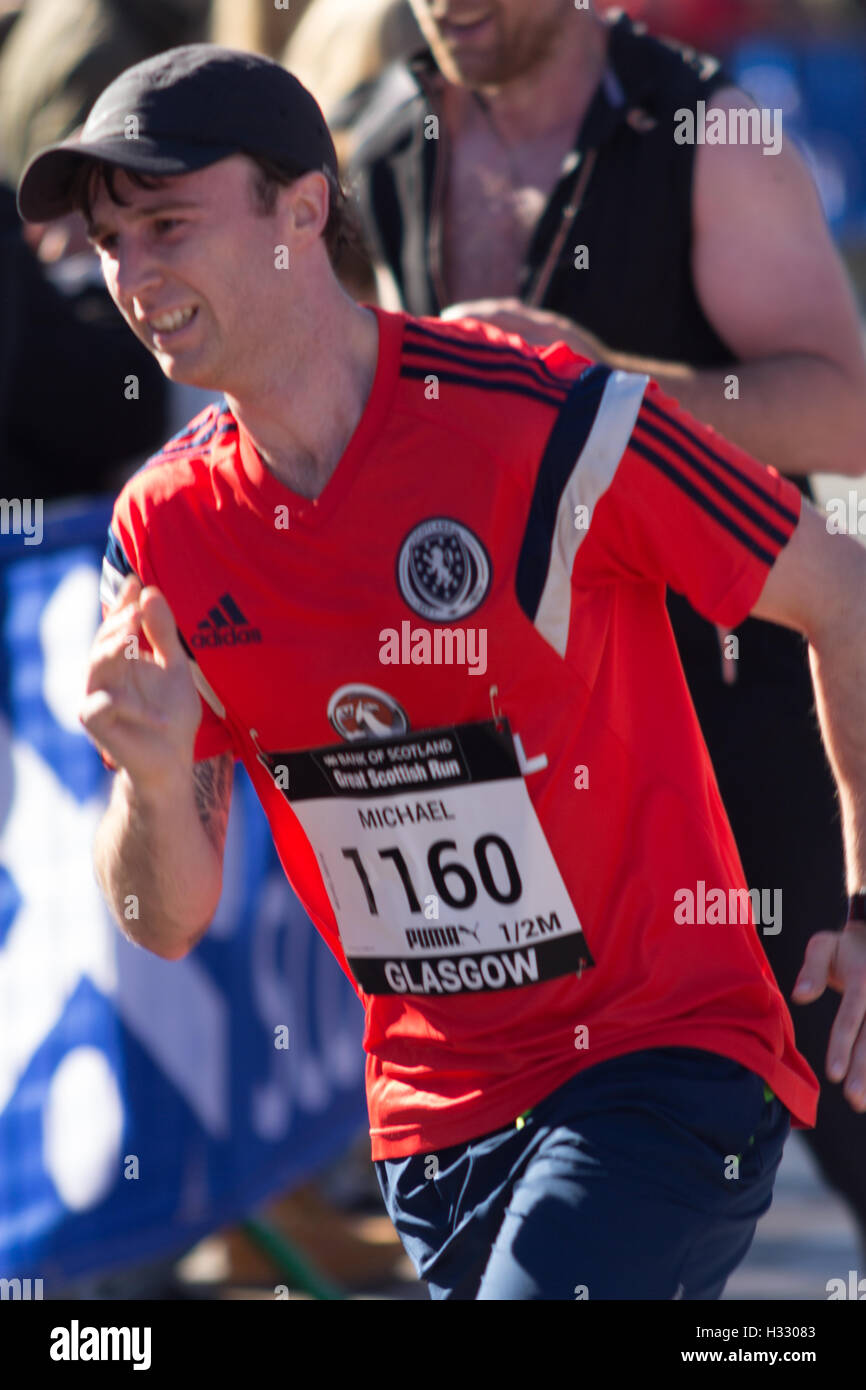 Runners on 10k and half Marathon during Great Scottish run in Glasgow ...