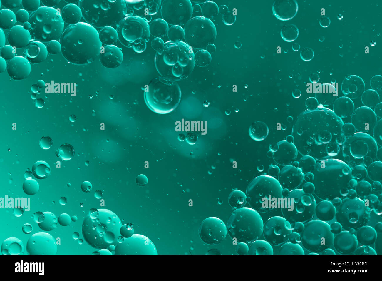 Water, air and oil mixed for a bubbly effect Stock Photo - Alamy