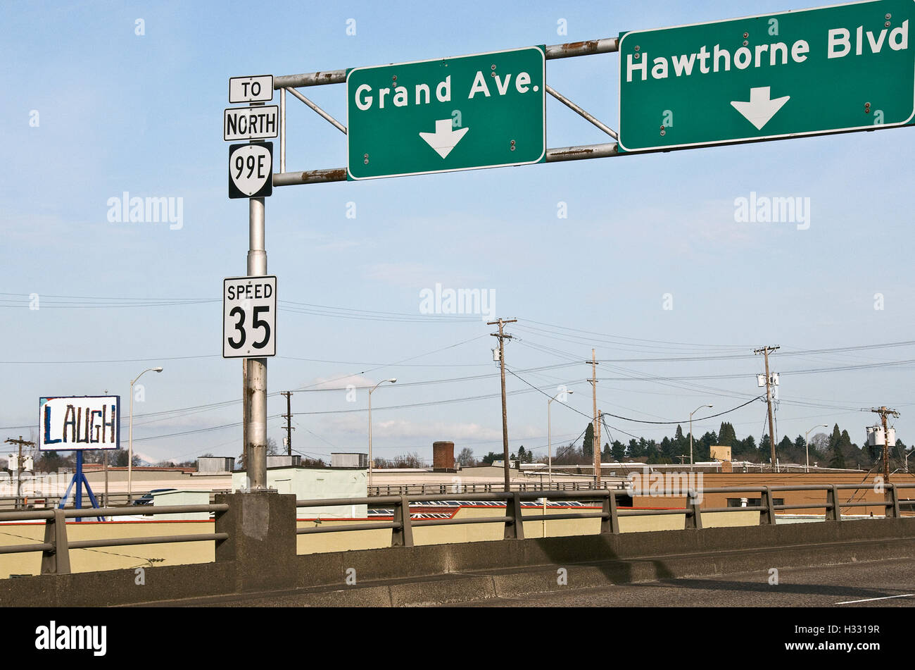 Portland oregon sign hi-res stock photography and images - Alamy