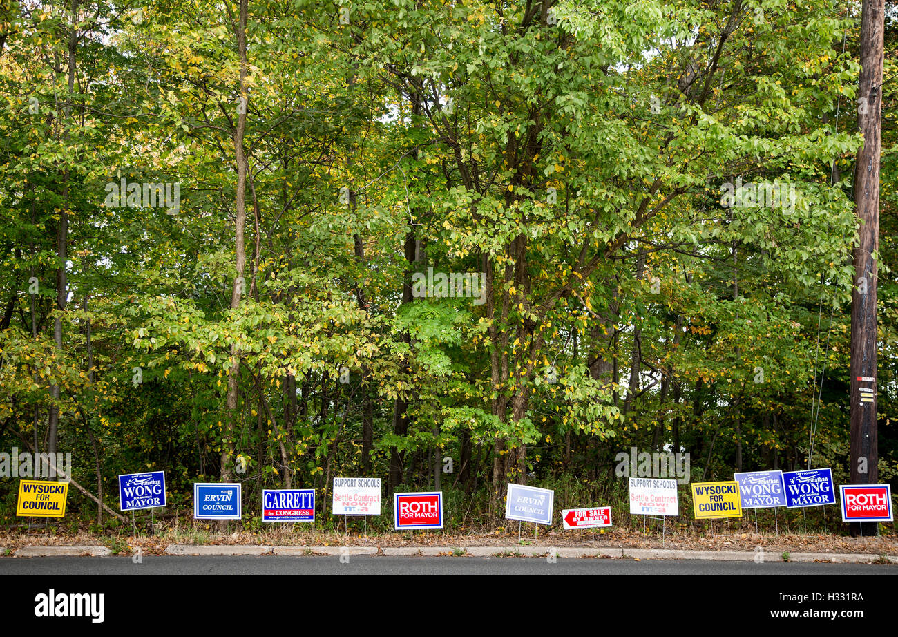 New democracy candidates hi-res stock photography and images - Alamy