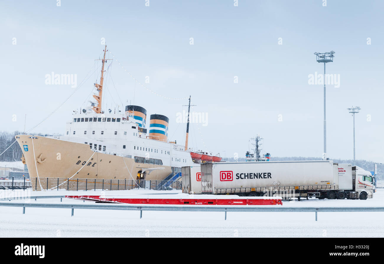Turku, Finland - January 17, 2016: Loading of cargo ship. Port of Turku ...