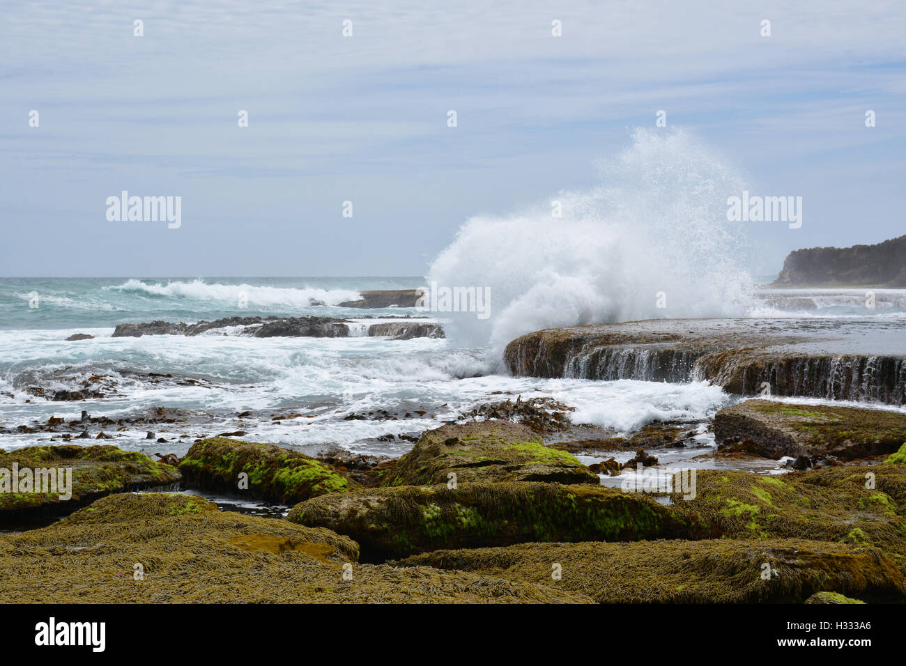 Coastal waves hi-res stock photography and images - Alamy