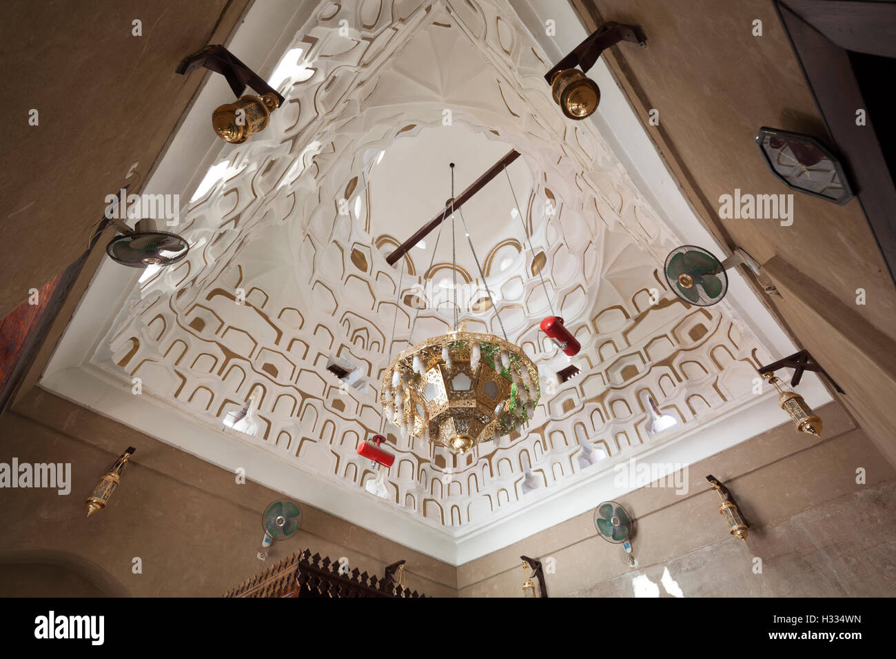 Egypt shrine hi-res stock photography and images - Alamy