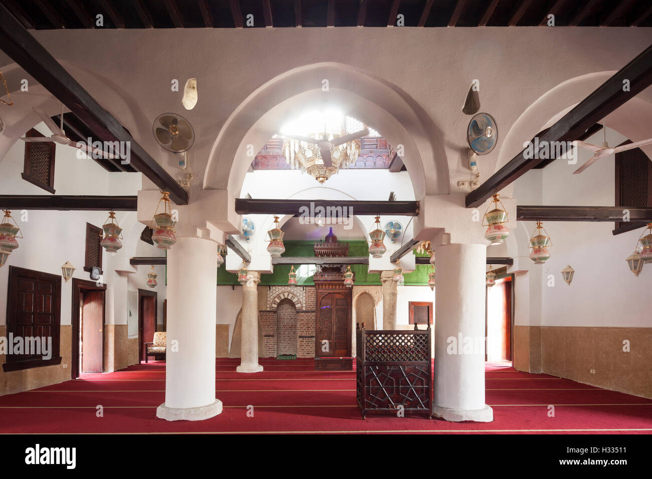 Egypt shrine hi-res stock photography and images - Alamy