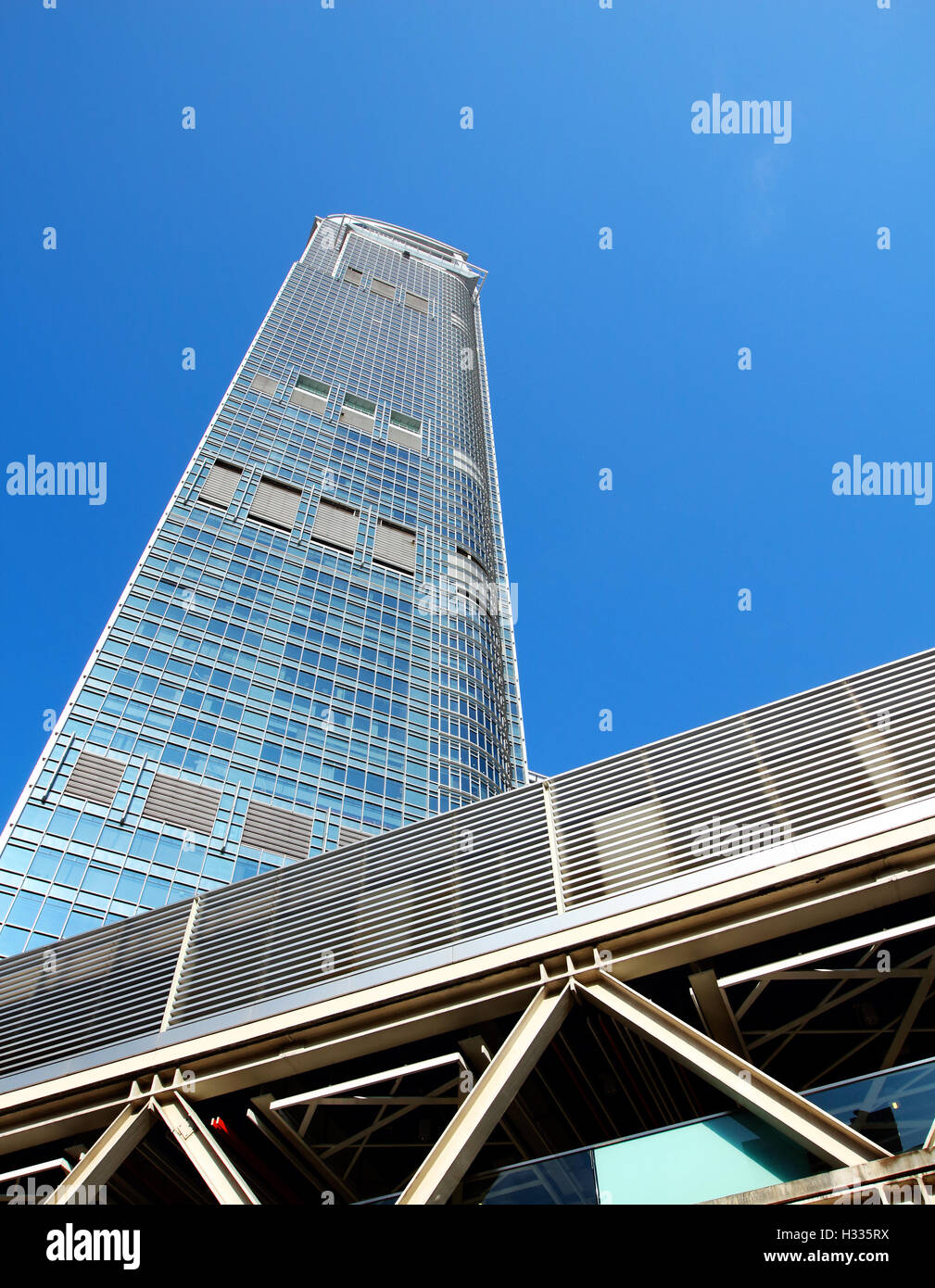 Modern building to sky Stock Photo - Alamy
