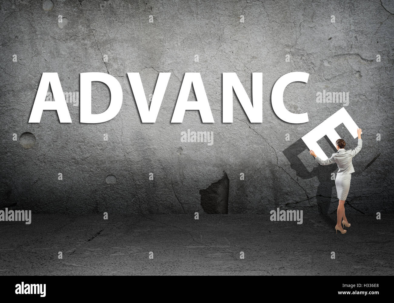 Advance order hi-res stock photography and images - Alamy