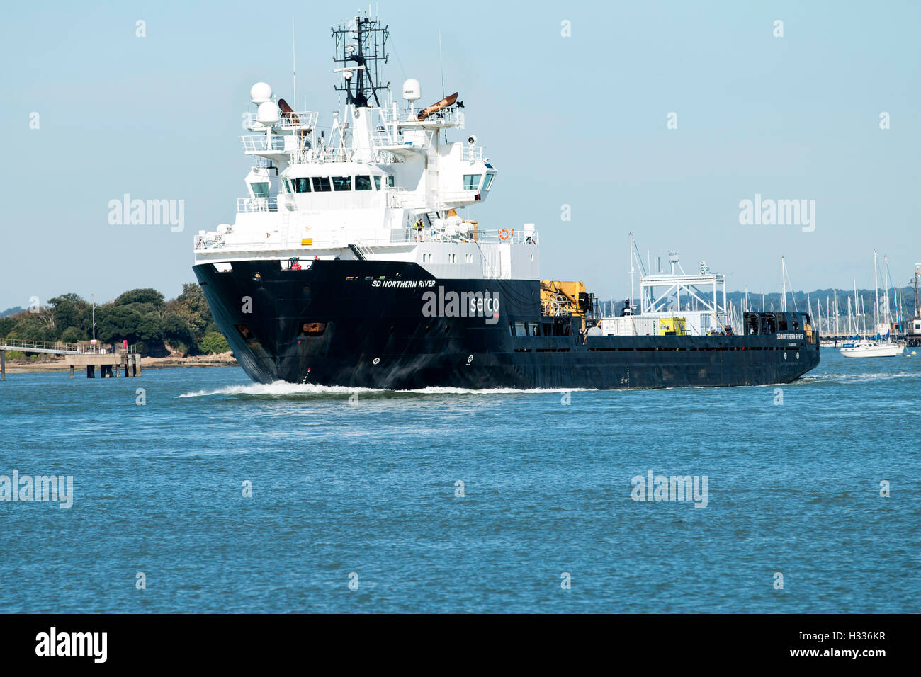 Offshore supply ship SD Northern River leaving Portsmouth on October 3 ...