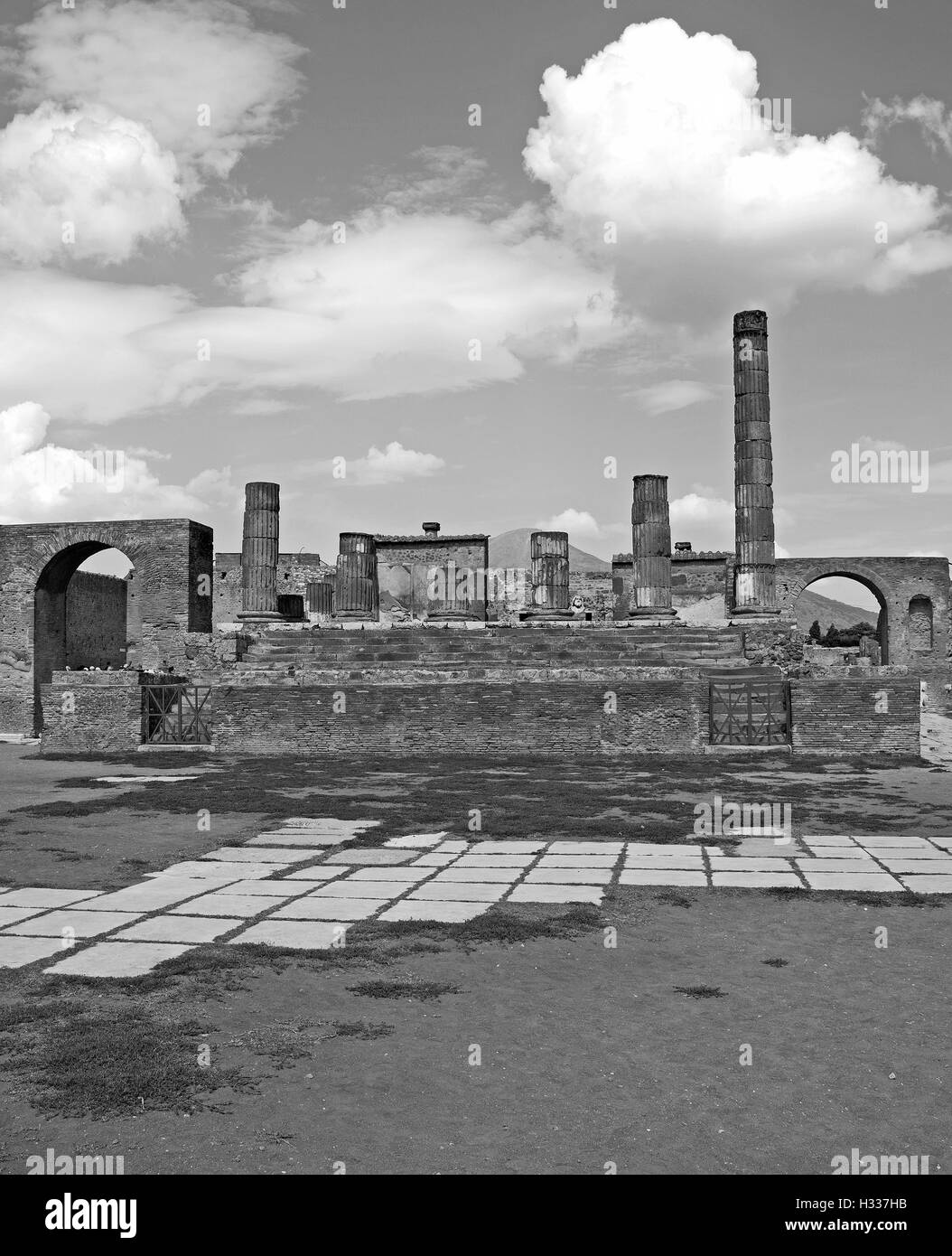 Ancient Roman city of Pompeii Stock Photo - Alamy