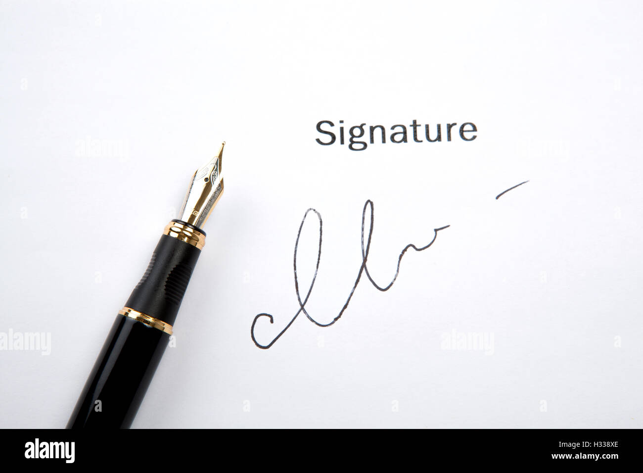 fountain pen and signature Stock Photo - Alamy