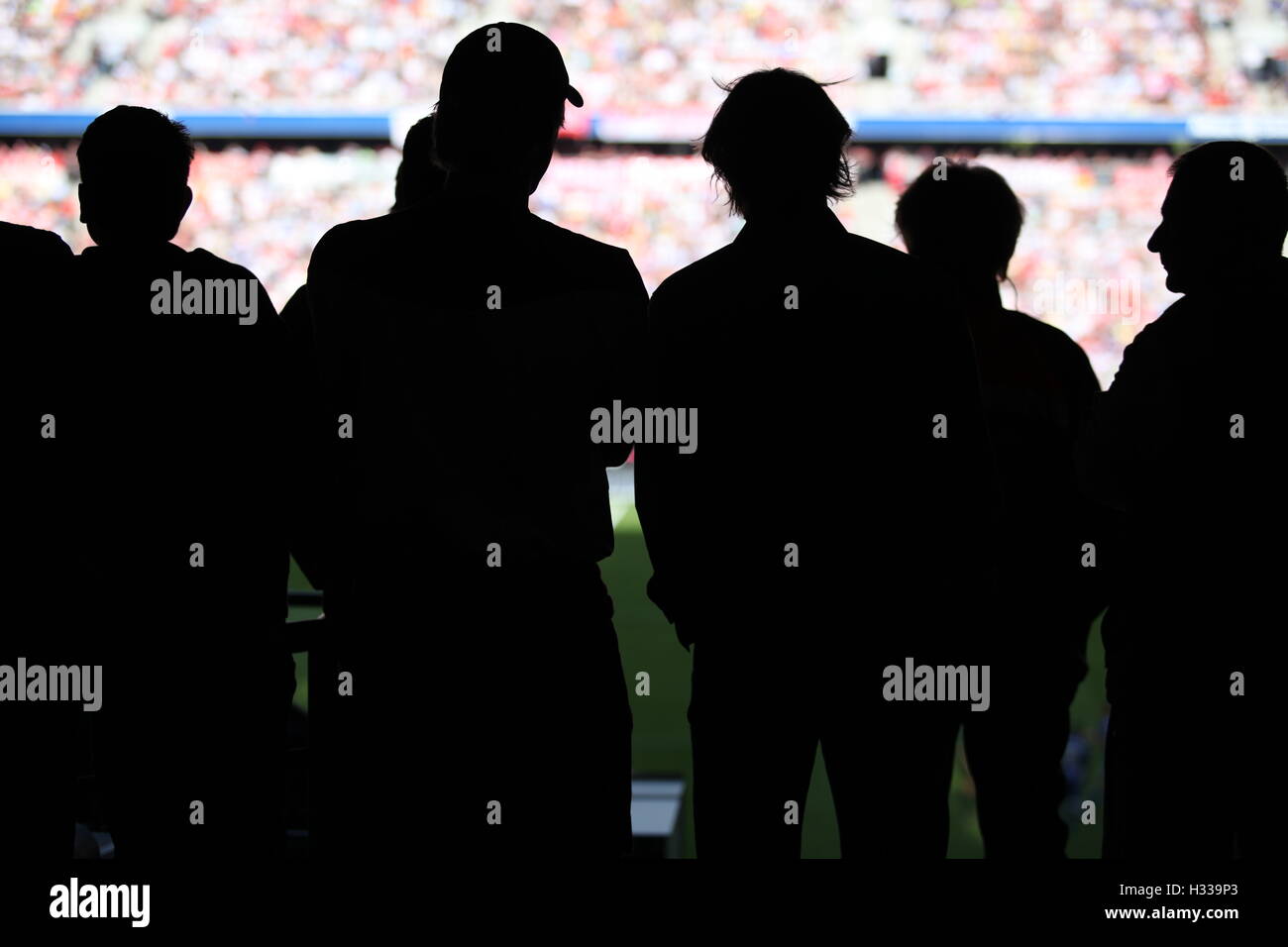 Spectators football match in hi-res stock photography and images - Alamy