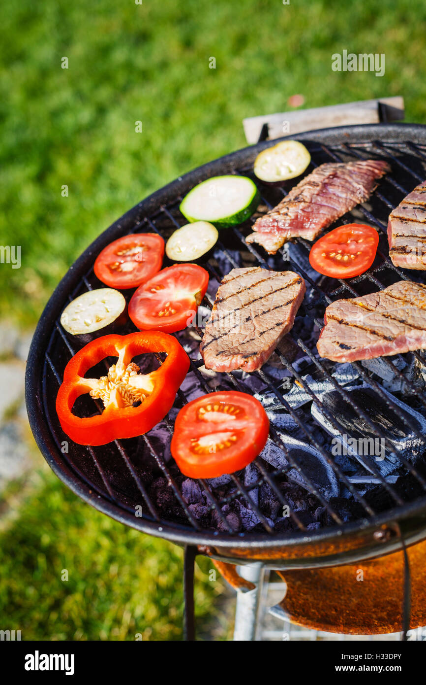 Barbecue corn and flames hi-res stock photography and images - Alamy
