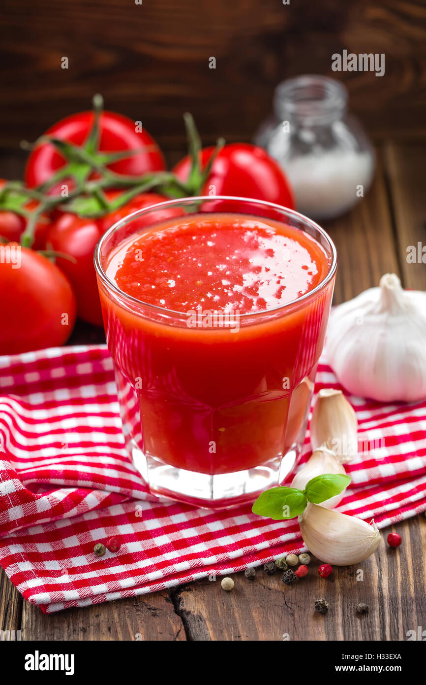 Bloody twig hi-res stock photography and images - Alamy