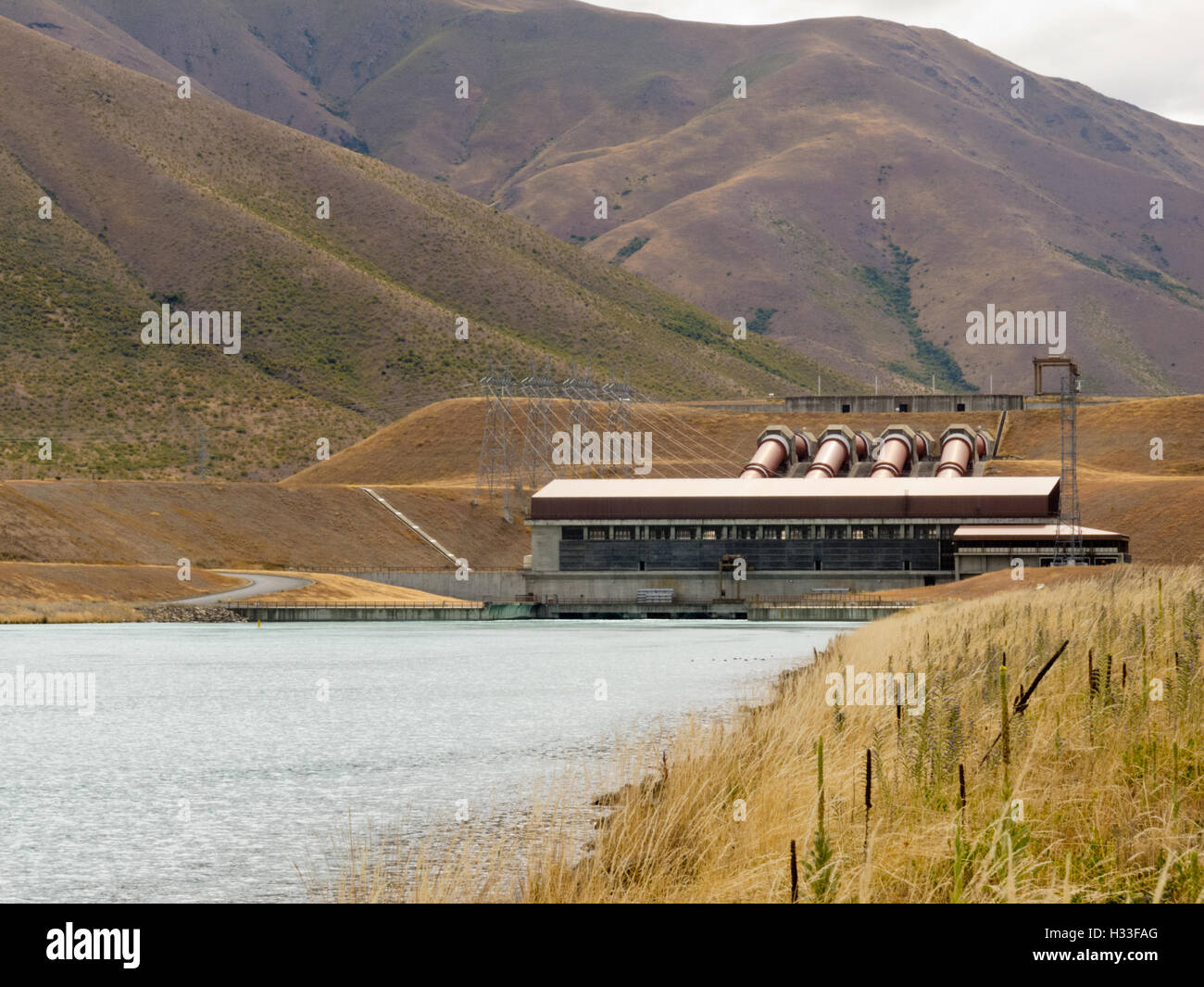Production electricity dam hydropower plant hi-res stock photography ...