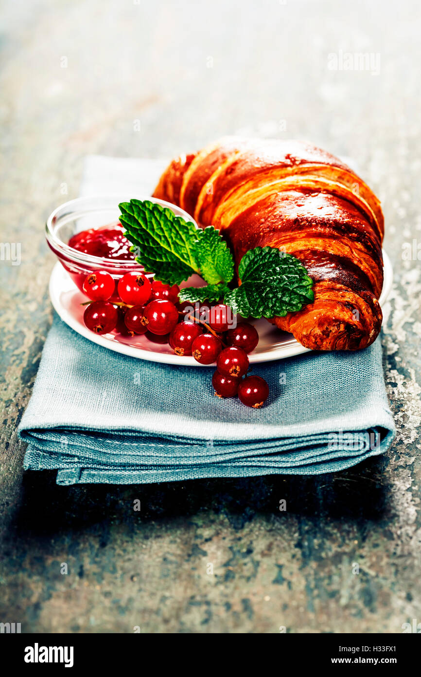 Strawberry mint croissant hi-res stock photography and images - Alamy