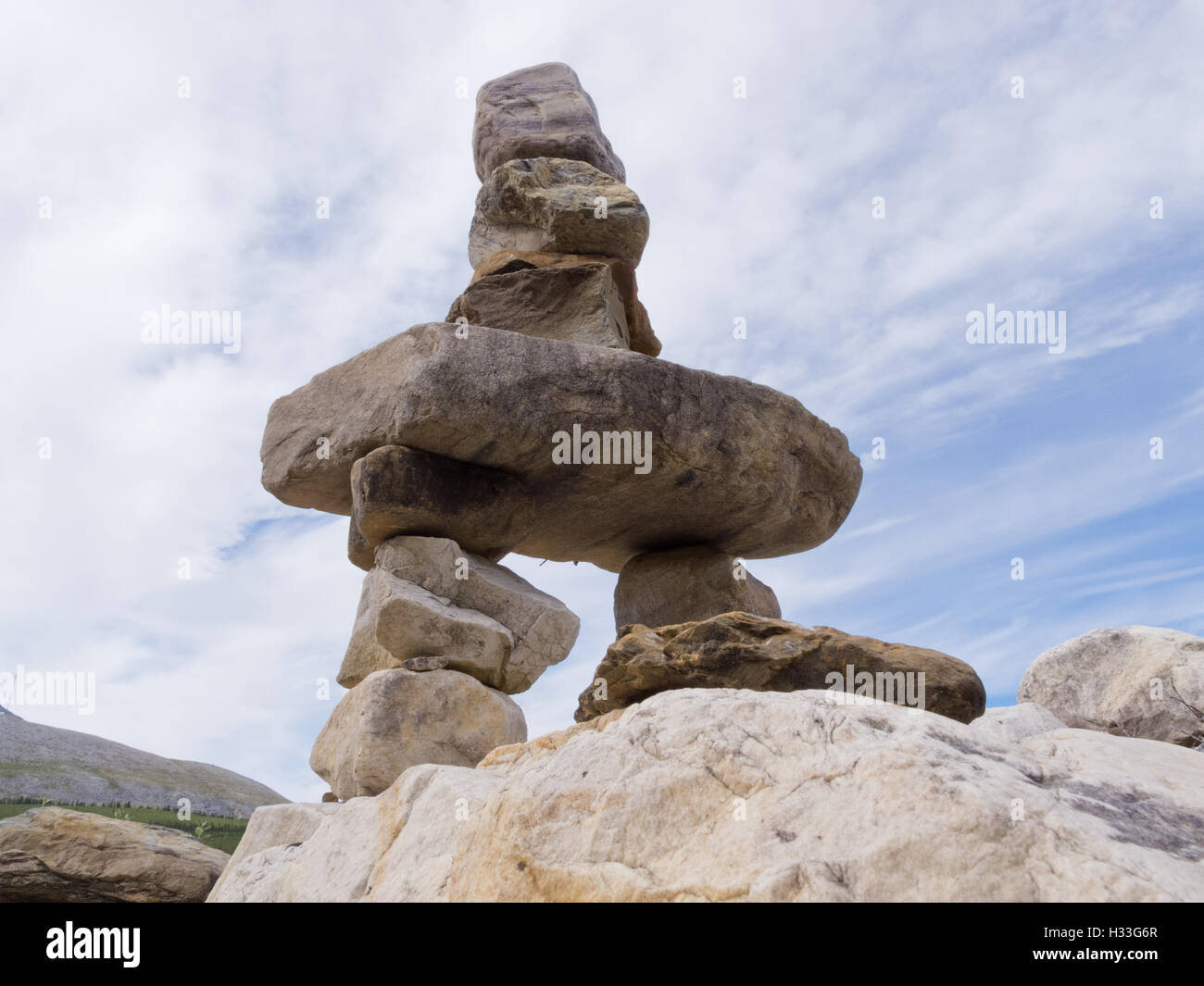 Inuit stone man inukshuk stone hi-res stock photography and images - Alamy