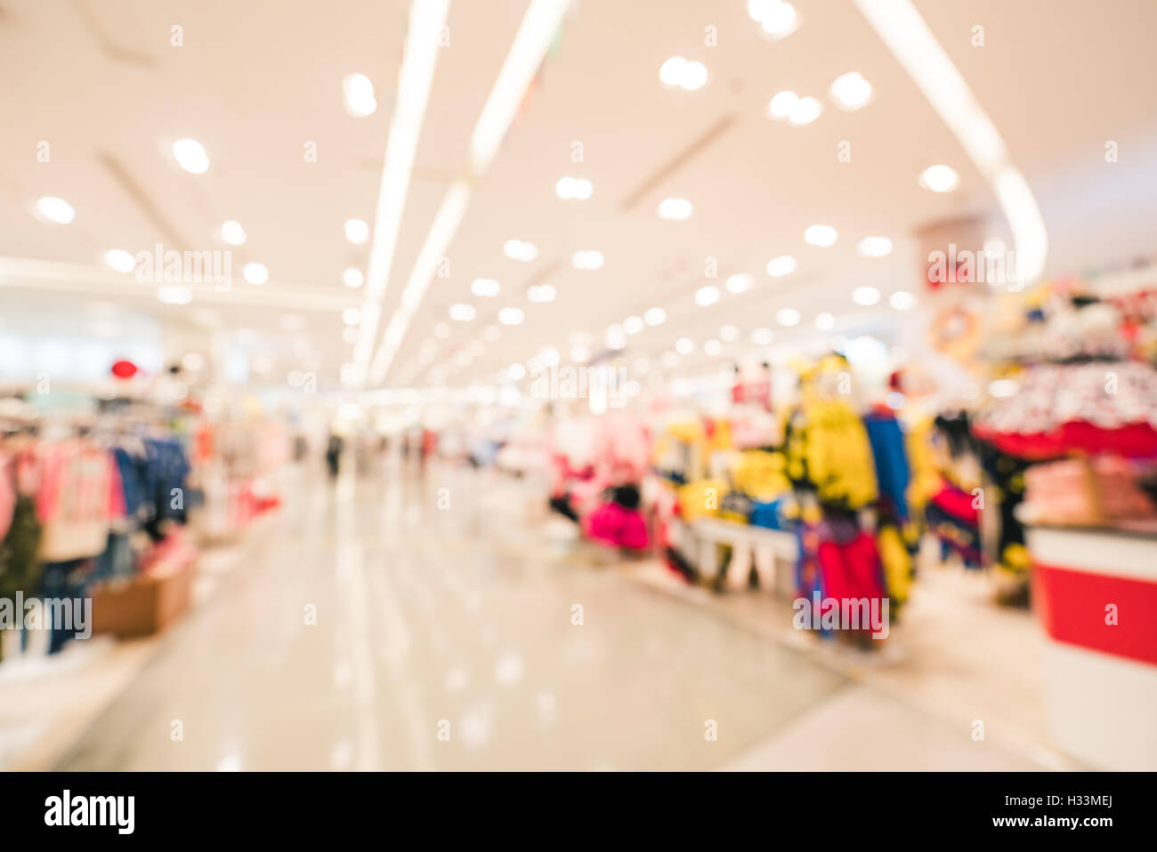 Blurred background of modern department store Stock Photo - Alamy
