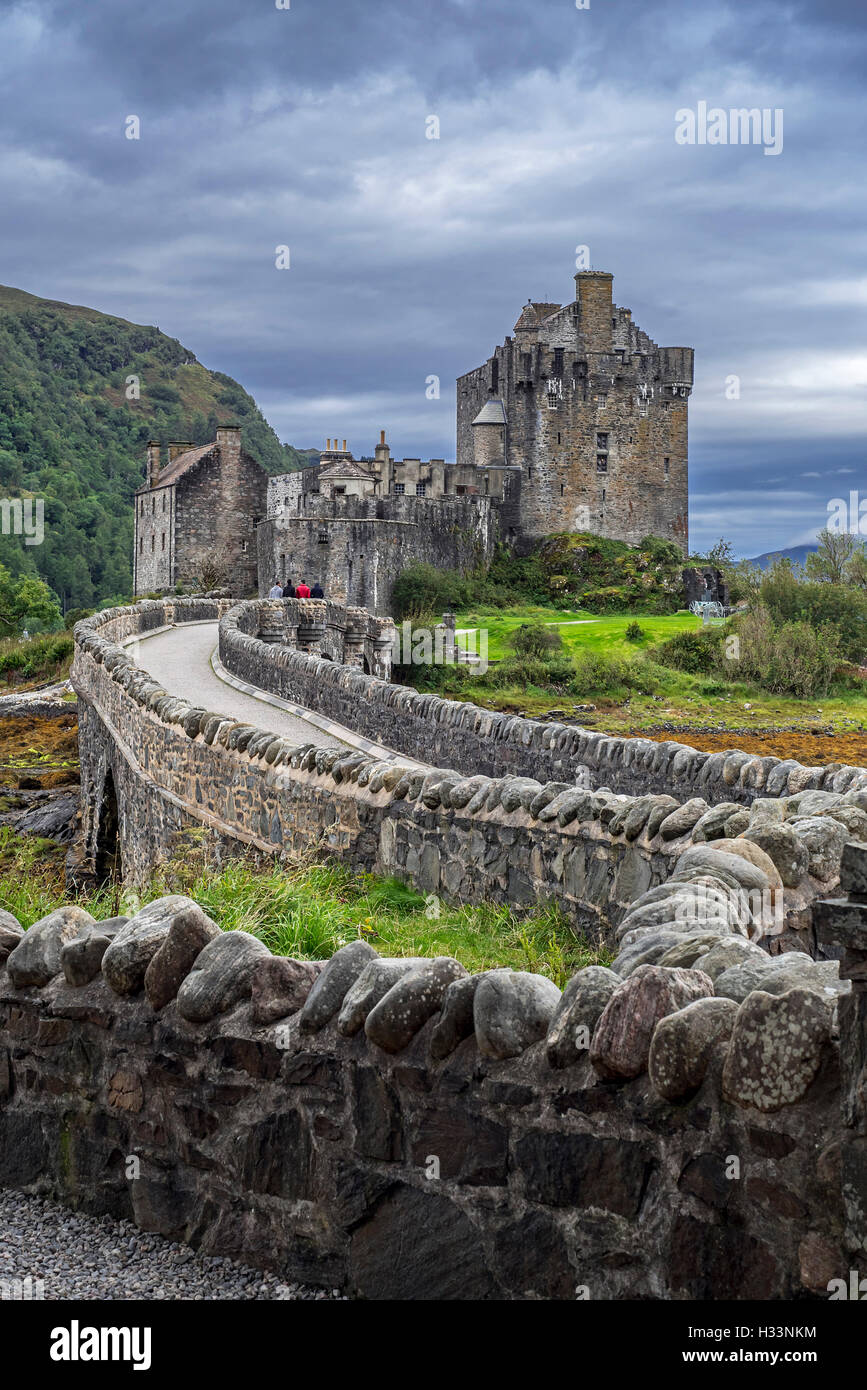 Eilean Donan Castle in Loch Duich, Ross and Cromarty, Western Highlands ...