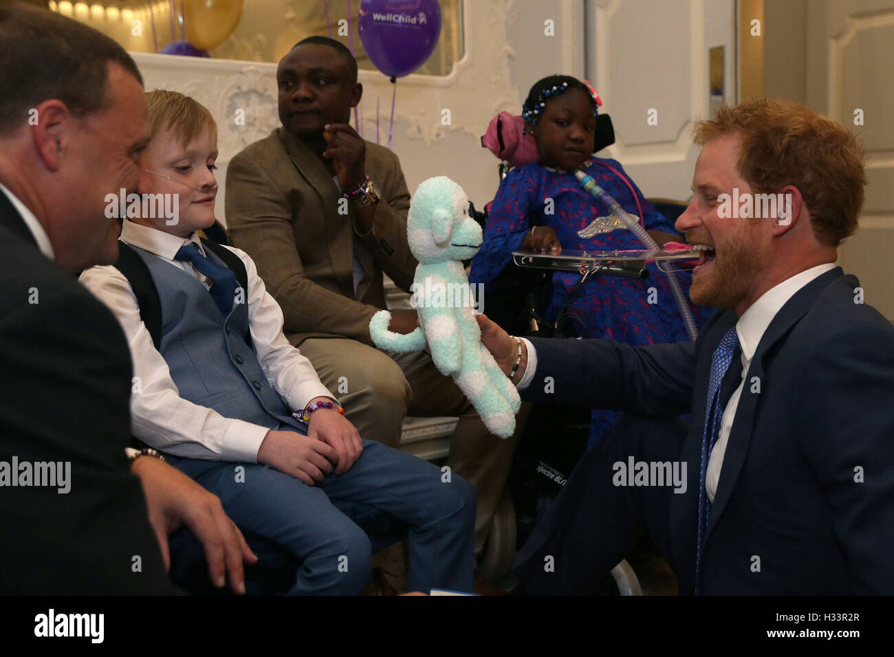 Carers uk child hi-res stock photography and images - Alamy