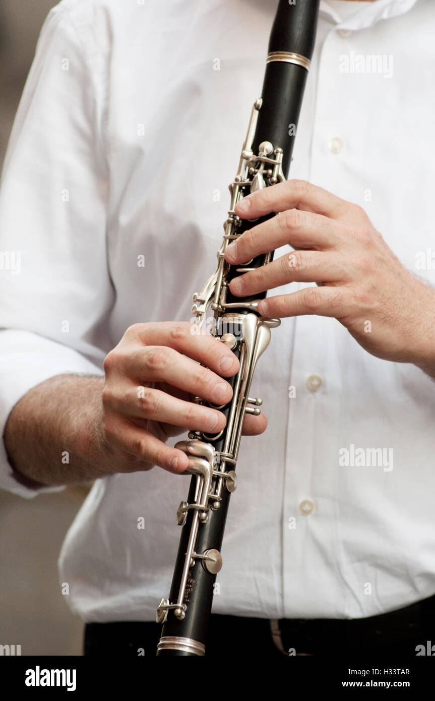 Clarinet hands only hi-res stock photography and images - Alamy