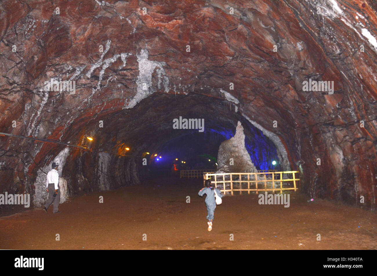 Salt range pakistan hi-res stock photography and images - Alamy