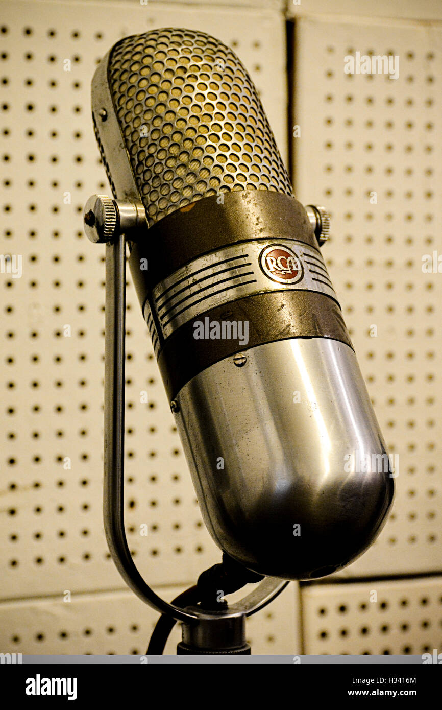 Vintage, Original Microphones used by Elvis Presley & Johnny Cash ...