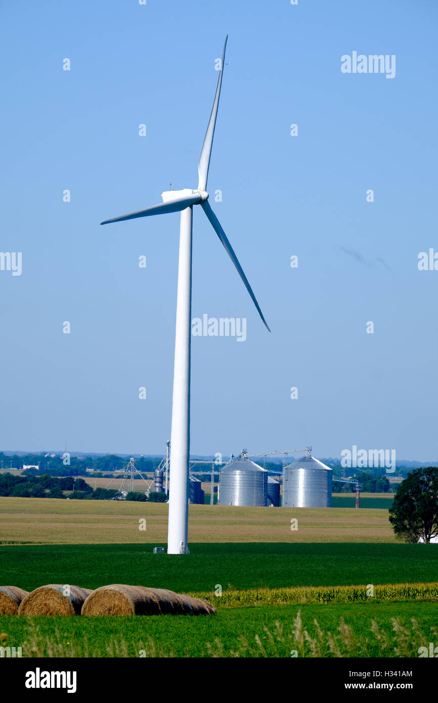 Wind Turbines Generate power on the Central Illinois prairie Stock ...