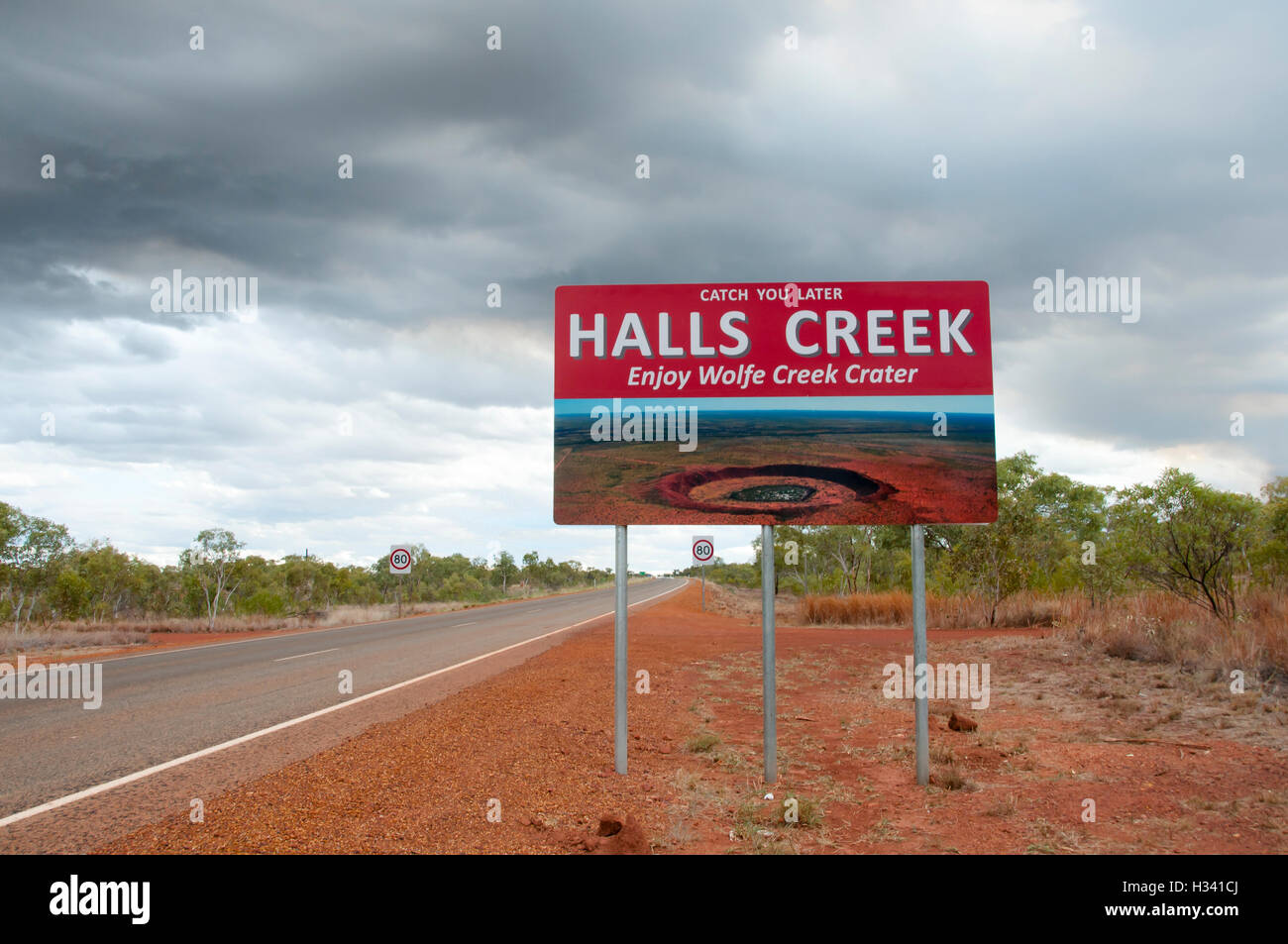 Halls Creek Exit Sign - Australia Stock Photo - Alamy