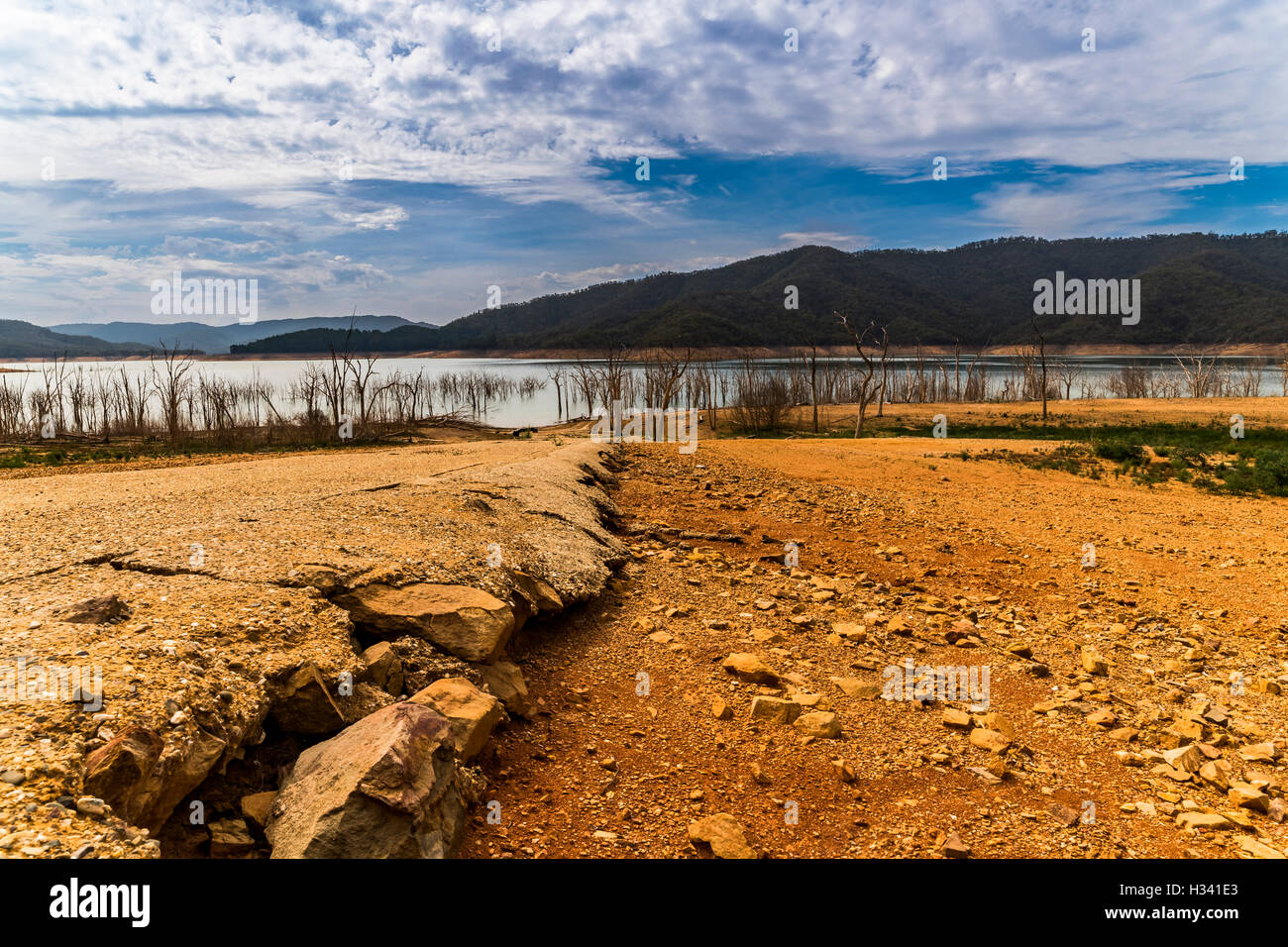 Lake eildon hi-res stock photography and images - Alamy