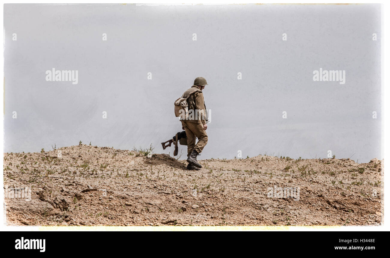 Soviet paratrooper in Afghanistan Stock Photo - Alamy