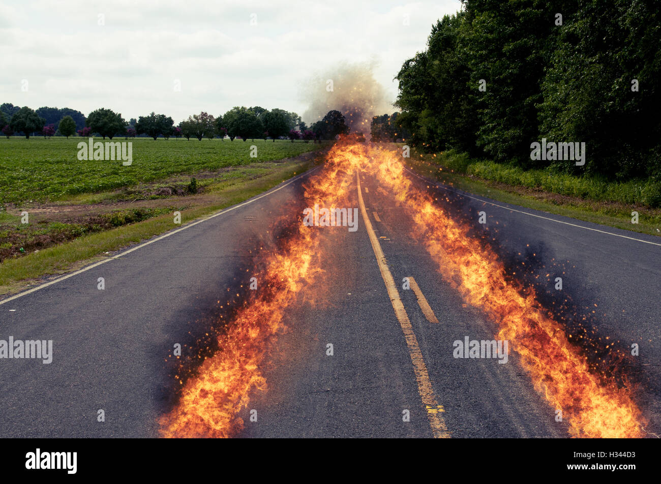 Burning rubber trail hi-res stock photography and images - Alamy
