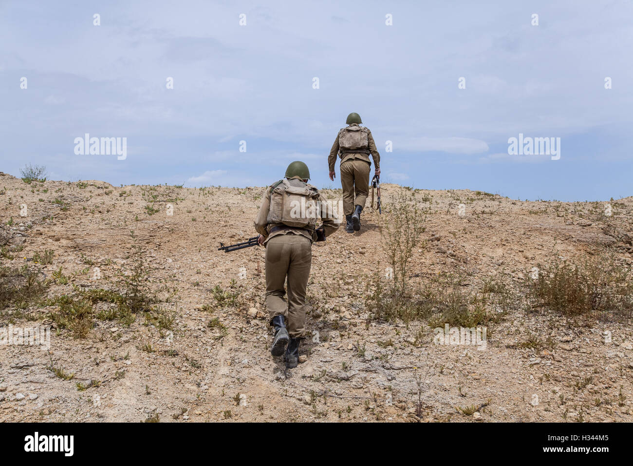 Soviet paratroopers hi-res stock photography and images - Alamy