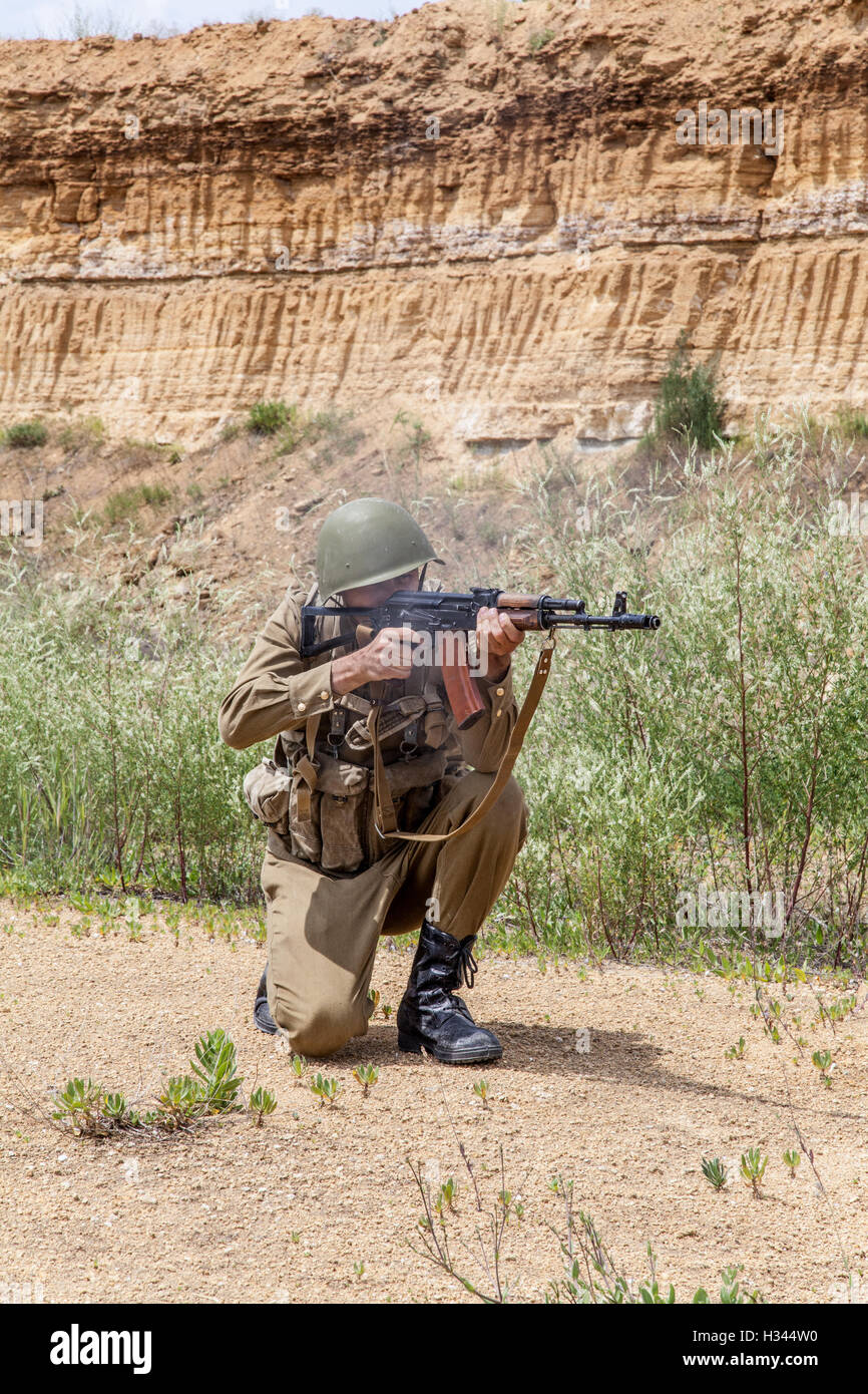 Soviet paratrooper in Afghanistan Stock Photo - Alamy