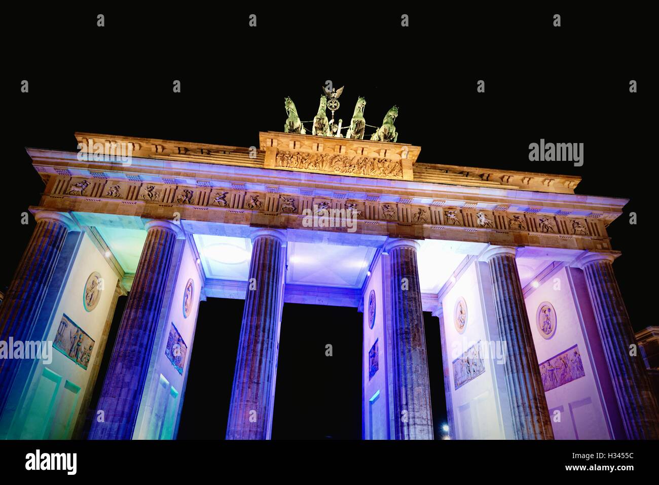 Berlin festival of light hi-res stock photography and images - Alamy