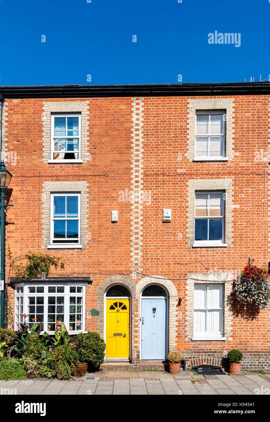 Typical attractive terraced town houses in a street scene in Henley on ...