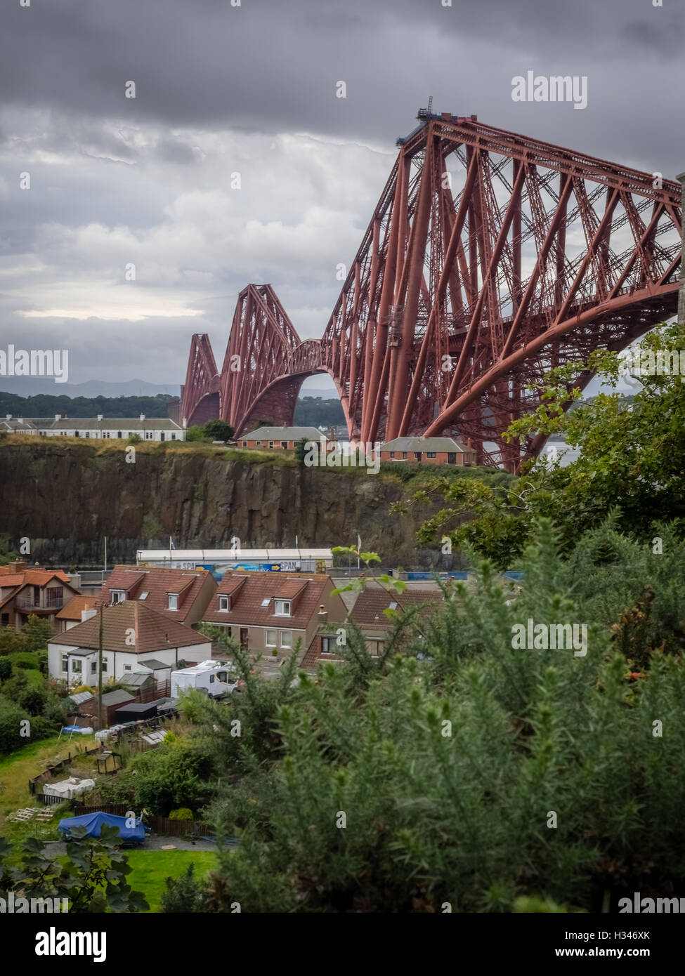 Homes Under Railway Bridge High Resolution Stock Photography and Images ...