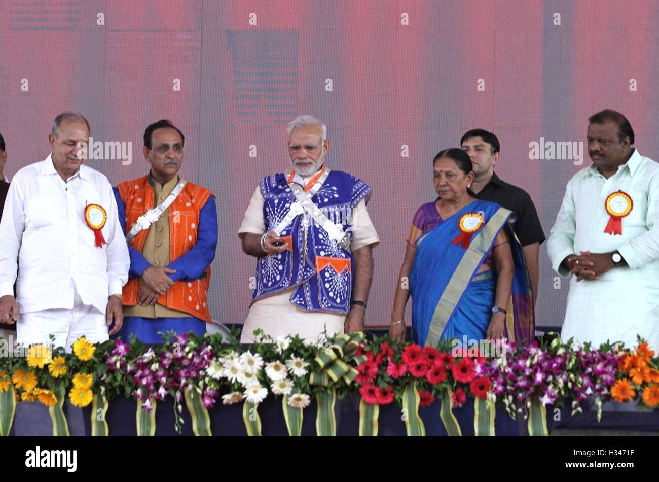 Prime Minister Narendra Modi during the inauguration ceremony of Kadana ...