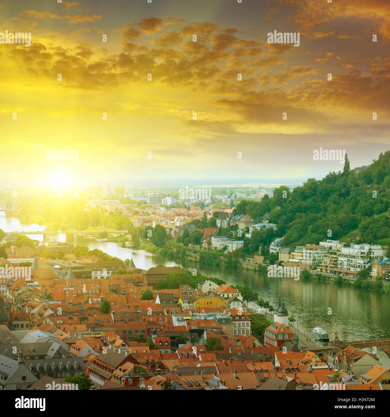 Mountain valley houses forests sunrise hi-res stock photography and ...