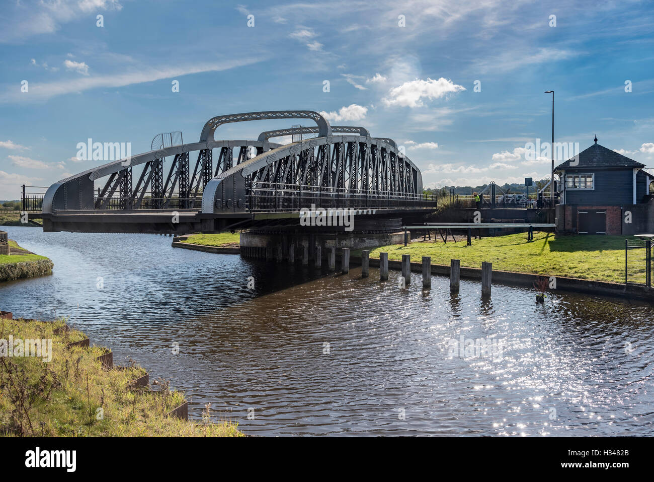 The swingbridge at Sutton Weaver on the river Weaver, West Cheshire ...