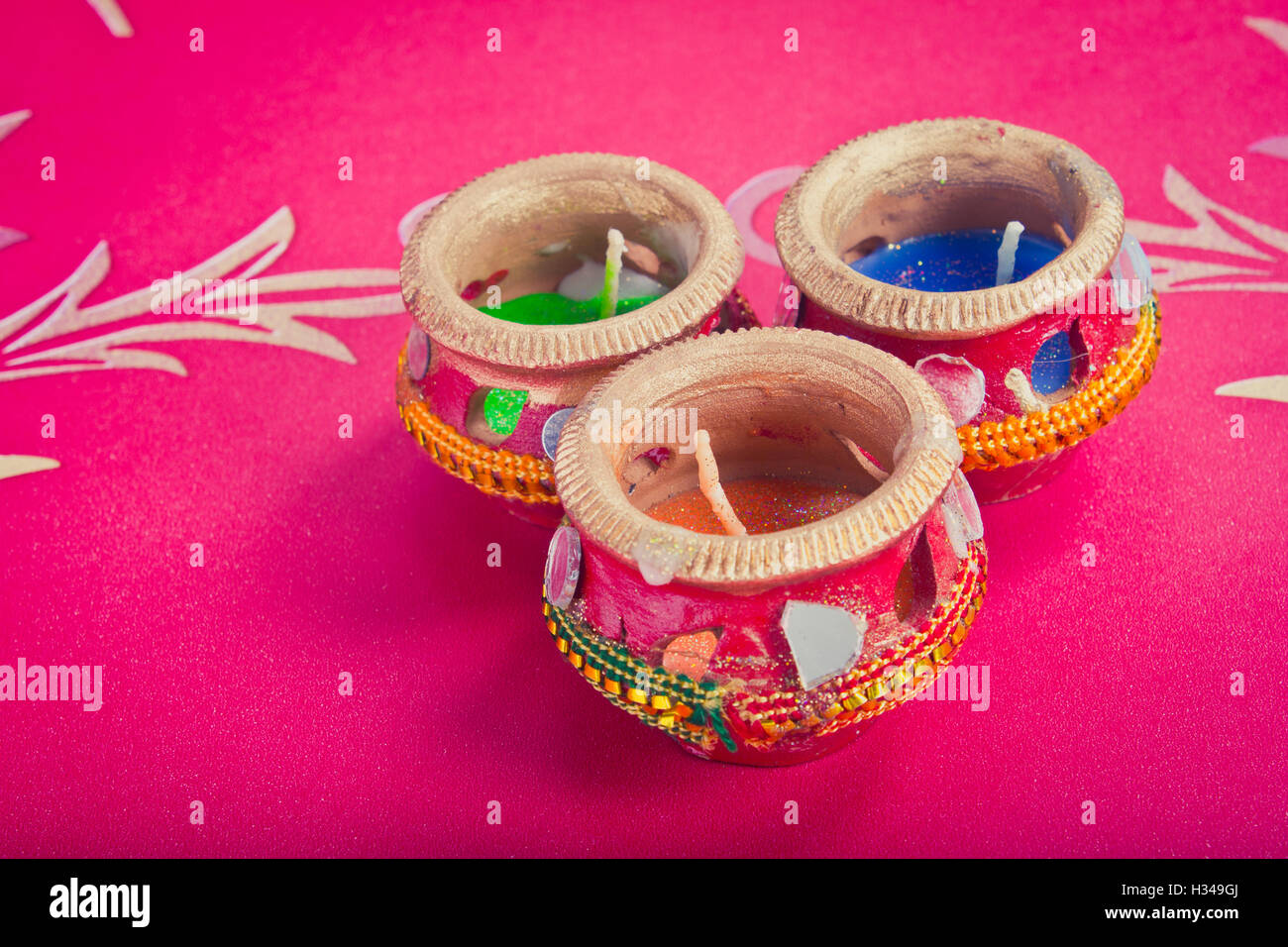 Indian art pot hi-res stock photography and images - Alamy