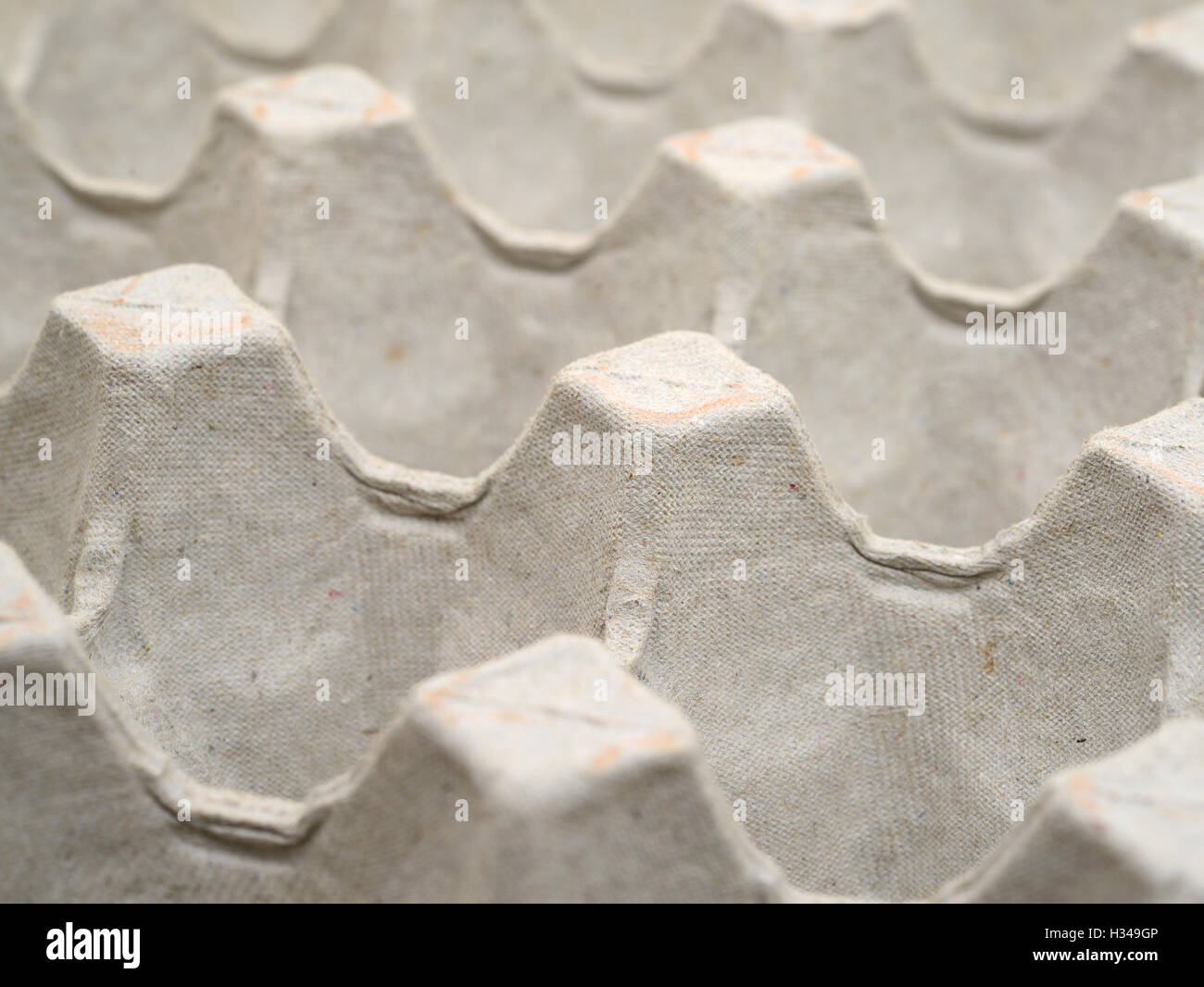 Empty egg carton box hi-res stock photography and images - Alamy
