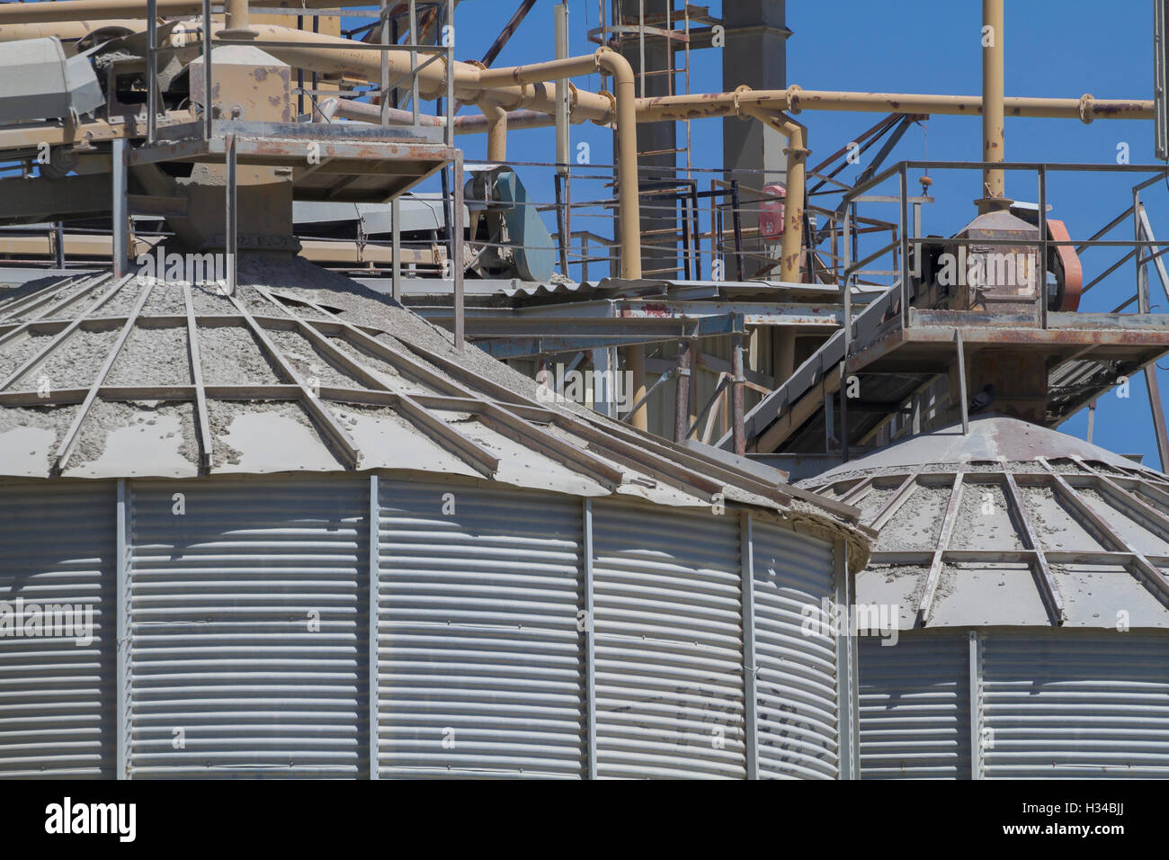 Explosive manufacturing plant hi-res stock photography and images - Alamy