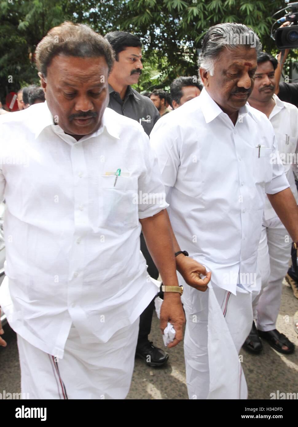 O panneerselvam hi-res stock photography and images - Alamy